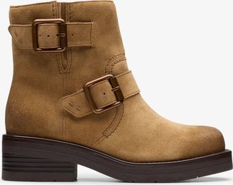 Clarks Rebelle Schnalle Walnuss Wildleder Stiefel