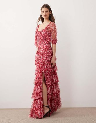 Lace & Beads Robe longue en tulle imprim&eacute; fleuri avec fente et jupe volant&eacute;e - Rouge/rose