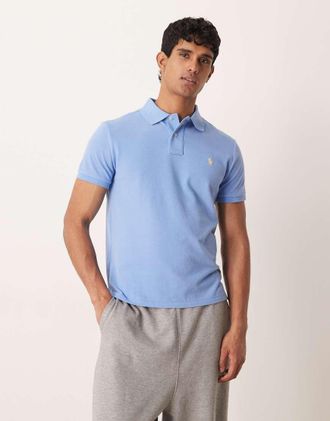 Polo Ralph Lauren Custom-Slim-Fit-Polohemd aus Pikee in Mittelblau mit gesticktem Pony