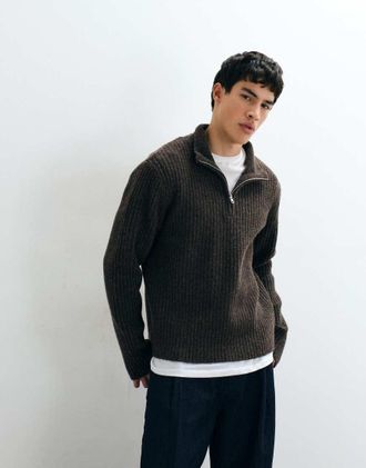 Weekday Pullover mit halbem Rei&szlig;verschluss aus Wollmix in braun meliert