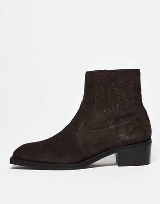 Asos Chelsea Boots in Braun aus Wildleder mit Western-Stickerei und kubanischem Absatz