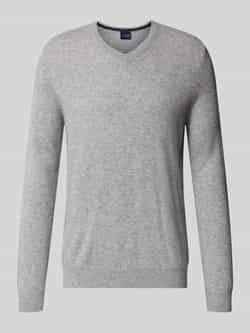 Christian Berg Strickpullover aus Kaschmir mit V-Ausschnitt