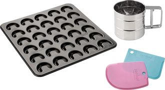 Zenker Vanillekipferl-Set, 30er-Kipferl-Backblech mit Antihaftbeschichtung, Teigschaber zum Bestreichen, Puderzuckersieb zum Bestreuen, Vanillekipferl einfac