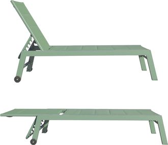 Happy Garden Sonnenliege Barbados aus salbeigr&uuml;nem Textilene und Aluminium. Outdoor-Liege mit Mehreren Positionen