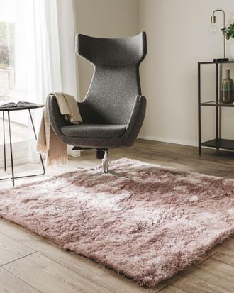 benuta Nest Hochflorteppich Whisper - Rosa 150x150 cm - Kuschelig Weicher Teppich f&uuml;r Schlaf- und Wohnzimmer - Pflegeleicht - Fu&szlig;bodenheizung Geeignet