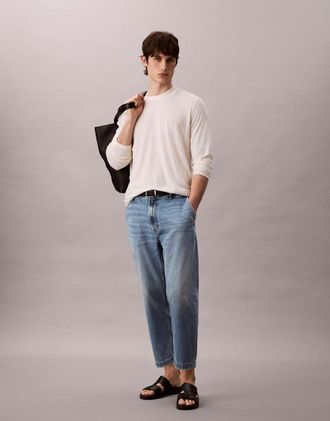 Calvin Klein Jeans Calvin Klein - Jean fusel&eacute; style ann&eacute;es 90 - Bleu d&eacute;lav&eacute;-Rouge