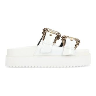 Versace Jeans Couture Gummisandalen mit Schnallenriemen und Plateau - - Shoes - Damen - Wei&szlig; - 39 EU