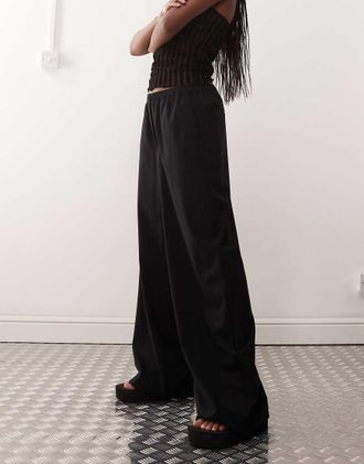 Weekday Pantalon ample &agrave; taille &eacute;lastique - Noir