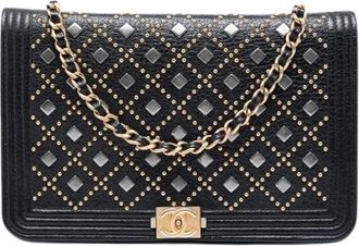 Chanel Sac bandouli&egrave;re vintage clout&eacute; doccasion - Femme - Pre-owned - Noir - Taille: ONE Size