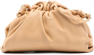 Bottega Veneta Hobo Bags - Lambskin The Mini Pouch Crossbody - Gr. unisize - in Braun - f&uuml;r Damen