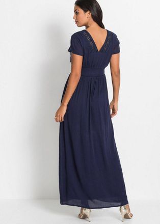 Bonprix Maxikleid aus Viskose, mit geh&auml;kelter Spitze, figurumspielende Passform