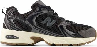 New Balance 530 - Sneaker in Schwarz mit Lackoptik