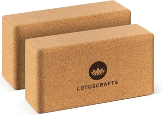 Lotuscrafts Yoga Block Kork 2er Set oder Einzeln, Korkblock in 2 Gr&ouml;&szlig;en, Made in Portugal, 100% Nat&uuml;rliche Yogabl&ouml;cke aus Kork, Yoga Zubeh&ouml;r f&uuml;r Anf&auml;nger & Fortge