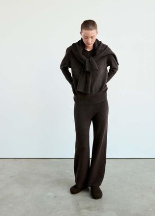 Mango Pull de pyjama en maille &agrave; col V chocolat - Femme - XS - MANGO