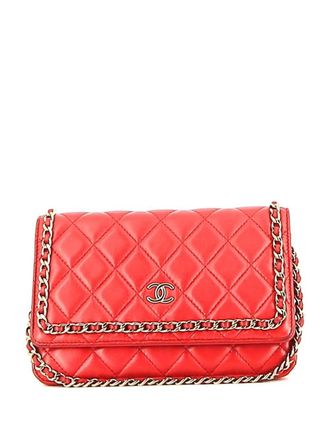 Chanel sac port&eacute; &eacute;paule &agrave; d&eacute;tail de cha&icirc;ne (2020) - Rouge