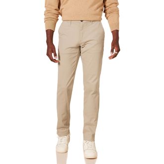 Amazon Essentials Herren Legere Stretch-Chinohose mit klassischer Passform, Bräunen, 36W / 30L