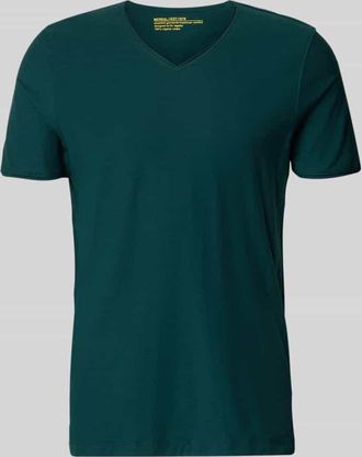 Mc Neal T-Shirt mit V-Ausschnitt und Rollsaum