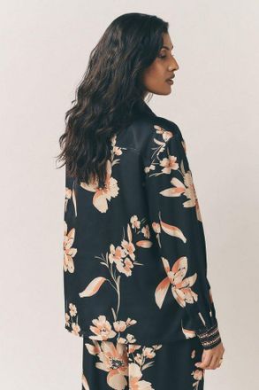 Laura Ashley Langarmbluse Laura Ashley Lang&auml;rmelige Satinbluse, gebl&uuml;mt (1-tlg)