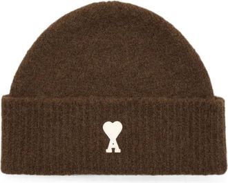 Ami Hat Main Feature Quota Ami De Coeur
