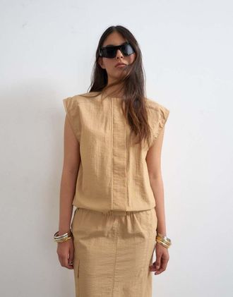 Topshop Robe longue droite style utilitaire &agrave; patte de boutonnage dissimul&eacute;e - Beige-Neutral