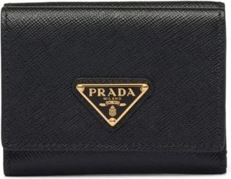 Prada Portemonnaie - Textured Leather Compact Wallet - Gr. unisize - in Schwarz - f&uuml;r Damen