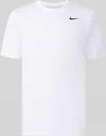 Nike T-Shirt mit Logo-Print und Rundhalsausschnitt
