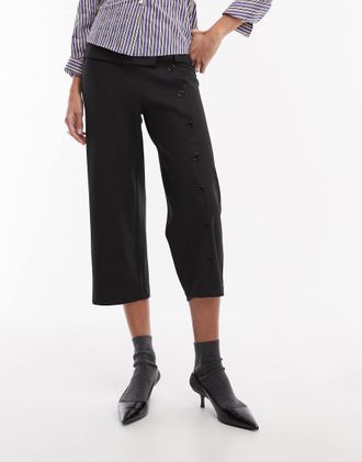 Motel Wamari - Pantacourt habill&eacute; avec boutons - Noir