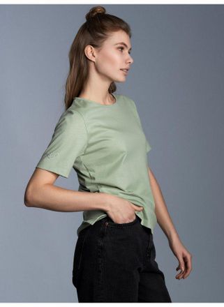 Trigema T-Shirt TRIGEMA T-Shirt DELUXE Baumwolle mit Kristallsteinen (1-tlg)