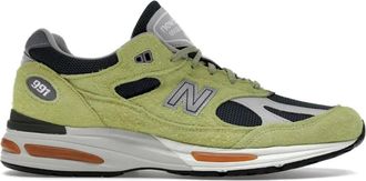 New Balance Low-Top Sneaker - Layered Suede And Mesh Sneakers With Iconic Accent - Gr. 42,5 (EU) - in Gr&uuml;n - f&uuml;r Damen