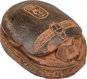 Generic Einzigartiger altägyptischer heiliger Skarabäus mit geflügeltem schwarzem schwerem Stein, hergestellt in Ägypten