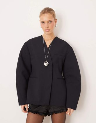 Asos Taillierter, kragenloser Blazer in Marineblau-Gr&uuml;n