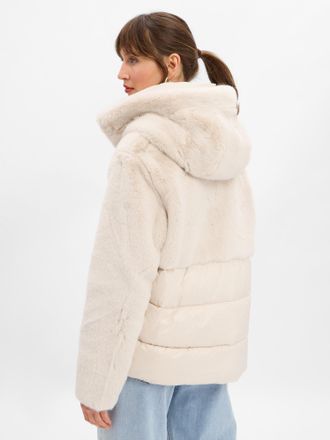 Blauer &Uuml;bergangsjacke