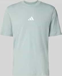 adidas T-Shirt mit Logo und Rundhalsausschnitt