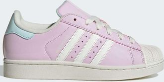 adidas Originals Superstar chaussures en rose p&acirc;le / blanc cass&eacute;