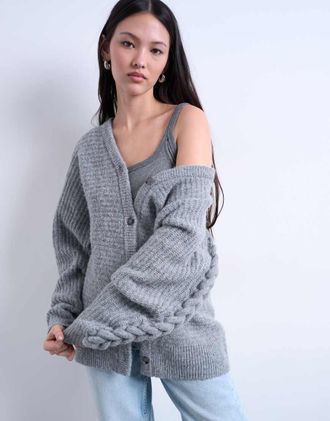Topshop L&auml;ssige Oversize-Strickjacke in Grau mit Zopfmuster an den &Auml;rmeln