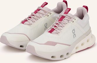 On Fitnessschuhe Cloudnova X weiss