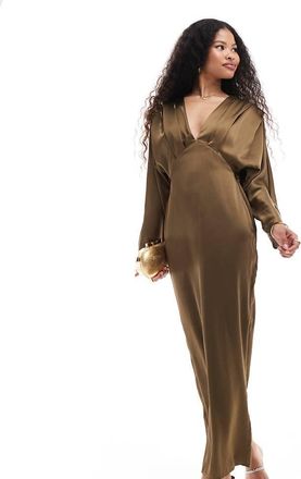 Tfnc Petite Satin-Maxikleid in Oliv mit Kimono-Oberteil-Gr&uuml;n