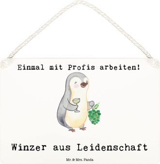 Mr. & Mrs. Panda Schild Winzer Leidenschaft DIN A6 - Geschenk, Holzschild, holzbild, Wandschild, Türschild, Familie