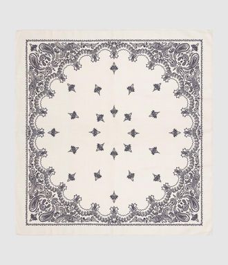 Destin Foulard Judy Carr&eacute; Butter