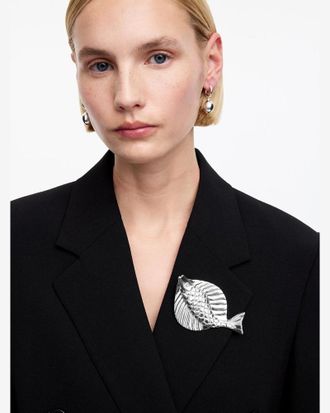 Arket Versilberte Fischf&ouml;rmige Brosche -Silberfarben