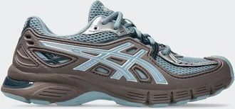 Asics Baskets basses - Taille 41,5