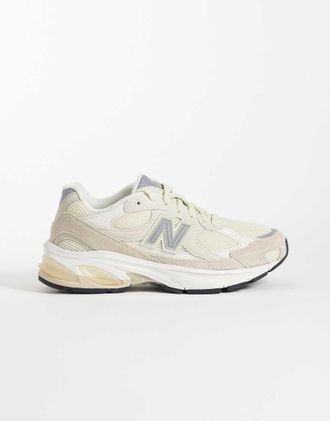 New Balance Baskets 2010 couleur ivoire-Blanc