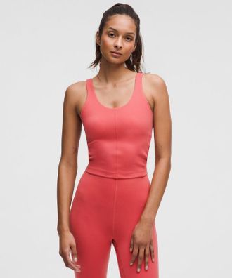 lululemon Glow Up Tanktop Mittlerer Halt f&uuml;r B/C-Cups f&uuml;r Frauen - Gr&ouml;&szlig;e 12 in Desert Red