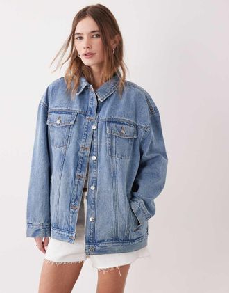 Miss Selfridge Veste oversize en jean - Bleu d&eacute;lav&eacute;