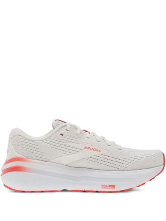 Brooks baskets Ghost Max 2 - Blanc