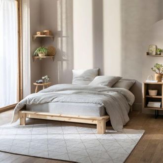 TERRE DE NUIT Terre De Nuit - Lit en pin massif naturel avec sommier intégré 140x200 - LT84001