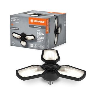 Ledvance Highbay Blade Deckenlampe in Schwarz, mit verstellbaren Lichtflügeln, bietet 40W bzw. 4300 lm in 840 neutralweiß mit 4000K. E27 Schraubgewinde, froste