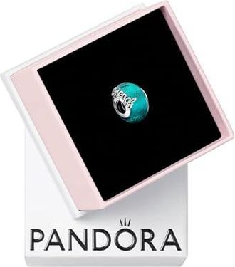 Pandora Pandora Moments Charm inscription « Always Friends » (Ami(e)s pour toujours) en argent sterling avec verre de Murano vert à facettes et feuille dargen