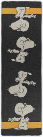 Codello Peanut Schal aus weicher Viskose mit fahrendem Snoopy-Allover-Motiv (black)
