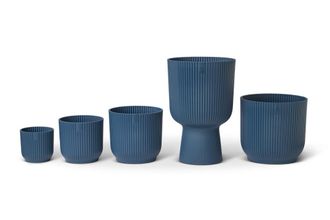 ELHO Vibes Fold Round Geschenkset - Blument&ouml;pfe aus 100% recyceltem Kunststoff - 5er Set - &Oslash; 7, 9, 11, 14 & 14 cm - Blau/Tiefes Blau